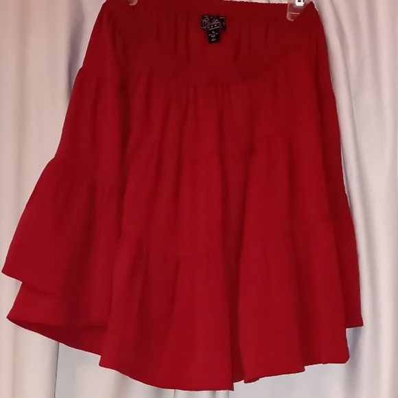cattle Lee Ranch | Skirts | Cattle Lee Ranch Extra Large Red Ruffle ...